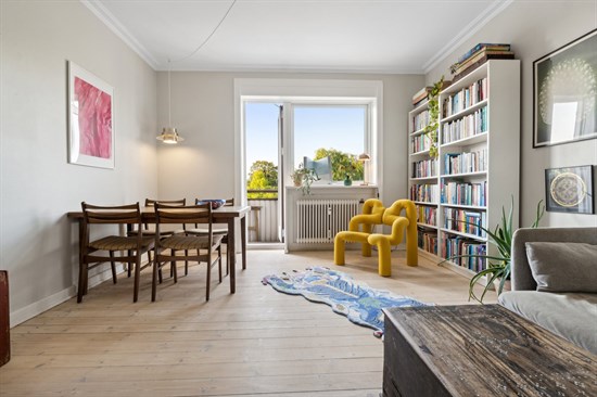 Boligskat på Utterslev Torv 18, 2. tv, 2400 København NV