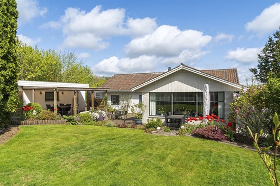 Solgt Villa på Lindhøjvej 8, Hasselager