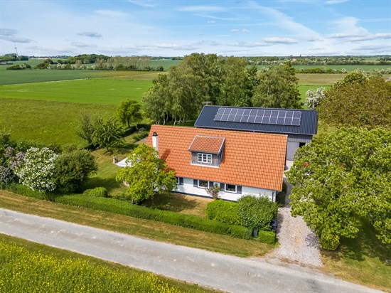 Solgt Villa på Nysted Skov 1, Nysted