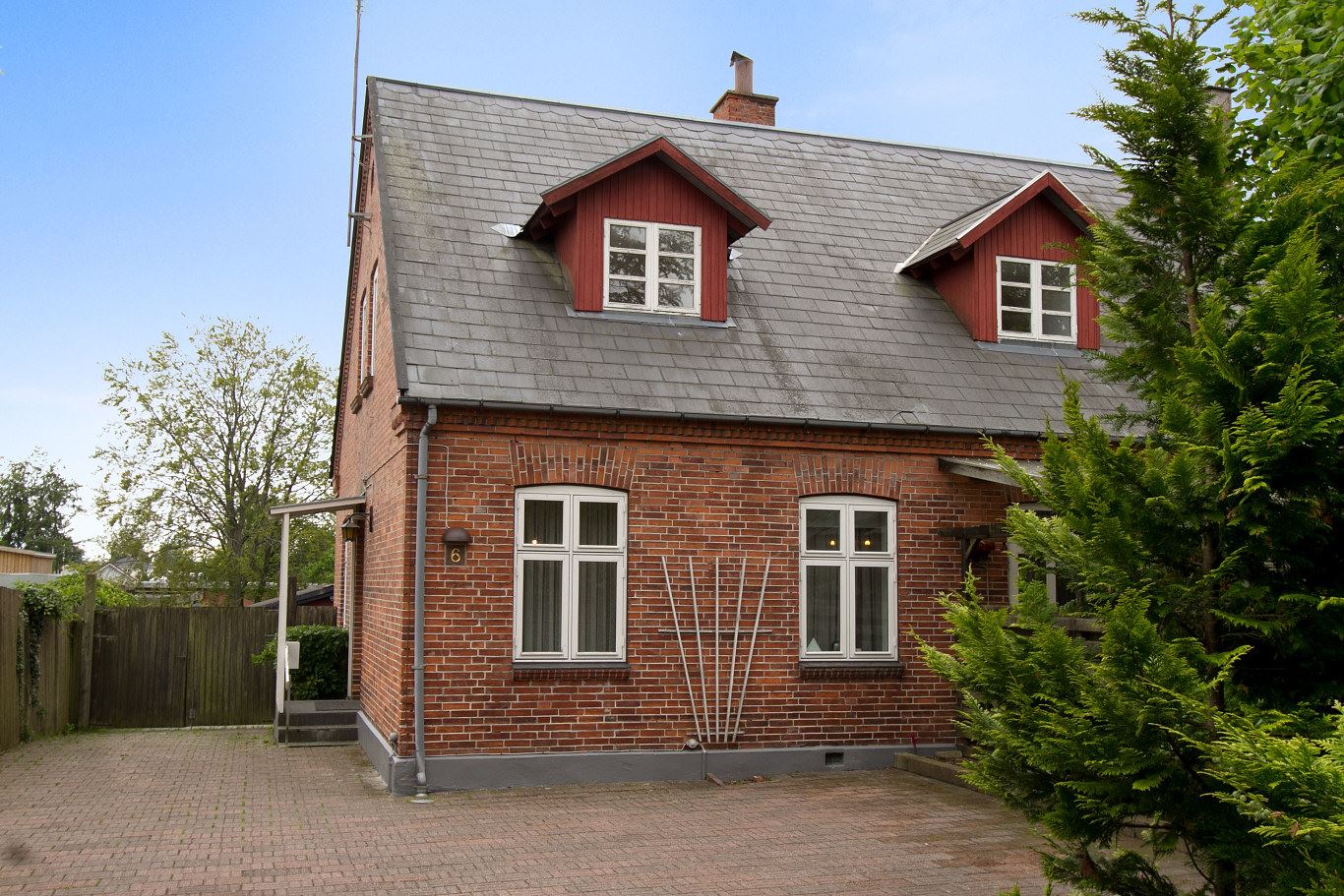Til salg: Græsted Stationsvej 6, 3230 Græsted Til salg: Græsted Stationsvej 6, 3230 Græsted